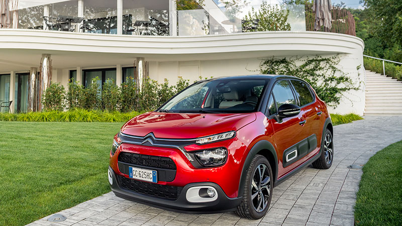 Nuova Citroen C3: prezzi, foto, motori e allestimenti