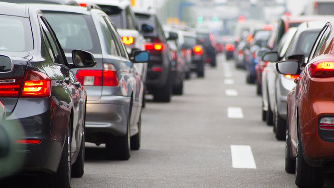 Traffico Natale, autostrade da bollino rosso: quando non conviene ...