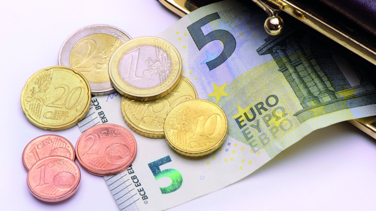 Contanti, perché bisogna averli in casa per vivere tranquilli?