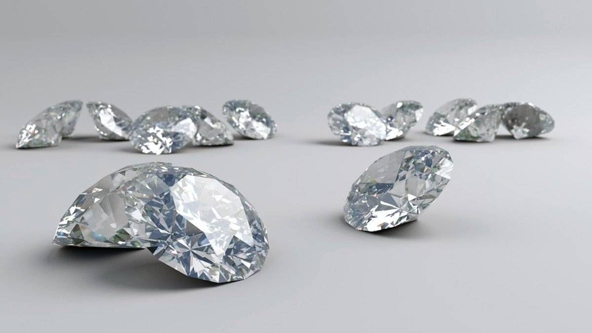 Perché il prezzo dei diamanti continua a scendere?