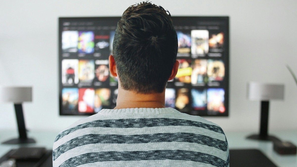 Netflix, Disney+ e il modello della TV di una volta. Lo streaming si ...