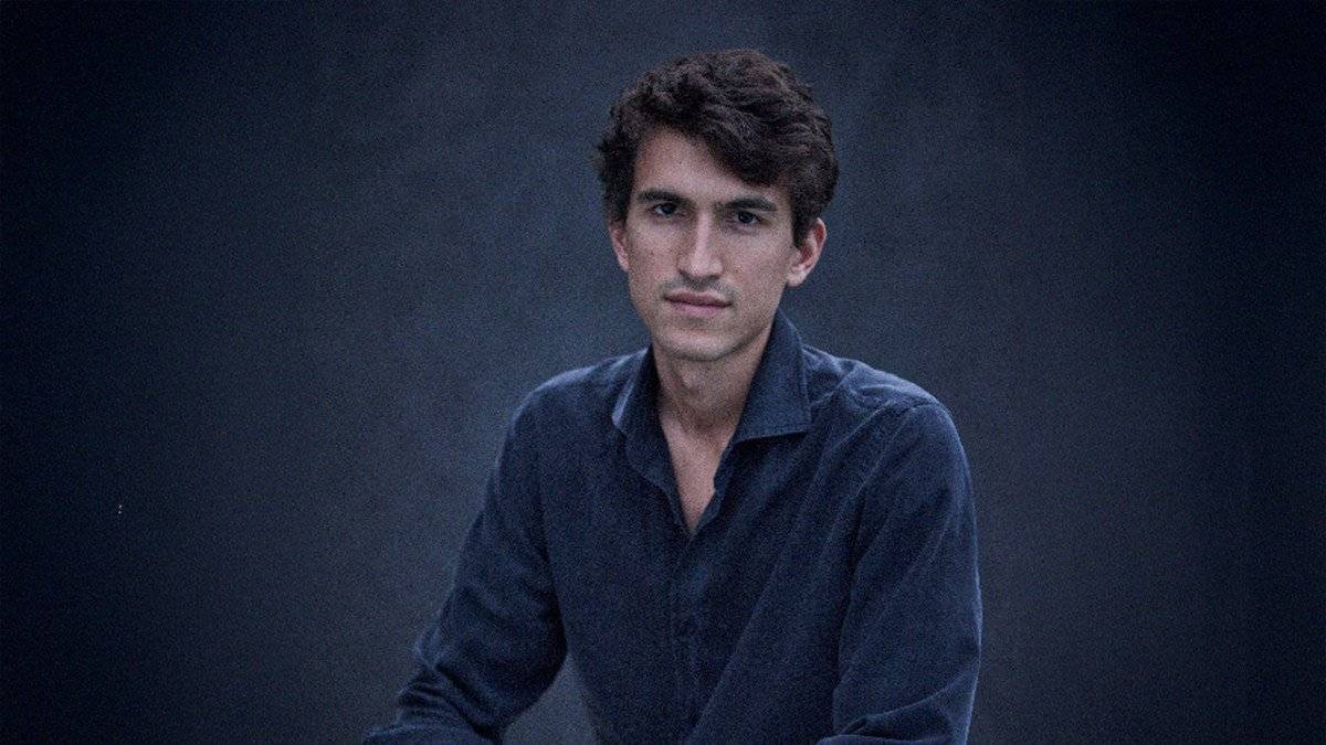 Chi è e quanto guadagna Rocco Basilico, l'erede Del Vecchio che ha ...