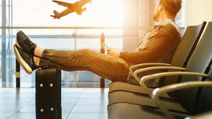 Si può restare in aeroporto la notte?