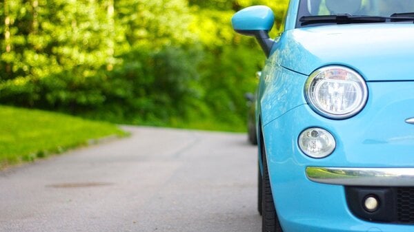 Targhe auto: cosa significano lettere e numeri — tabella aggiornata 2026
