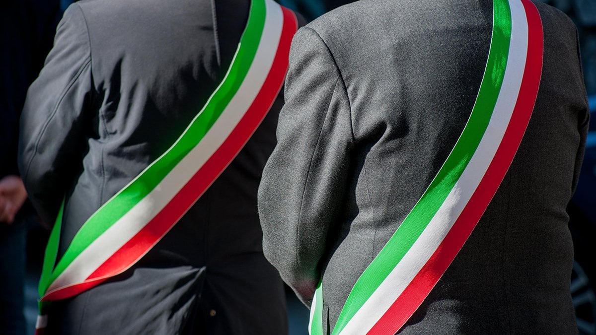 Quanto guadagna un consigliere comunale? Gli stipendi in Italia