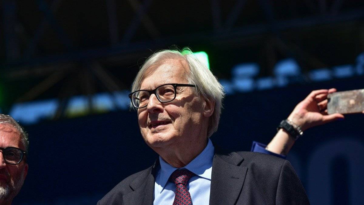Che fine ha fatto Vittorio Sgarbi? Malattia e cosa fa oggi